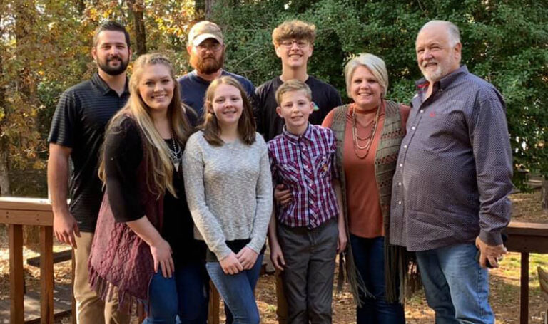 Top Leaders Keith And Katie Yarbrough Achieve Crown Ambassador Rank At ...