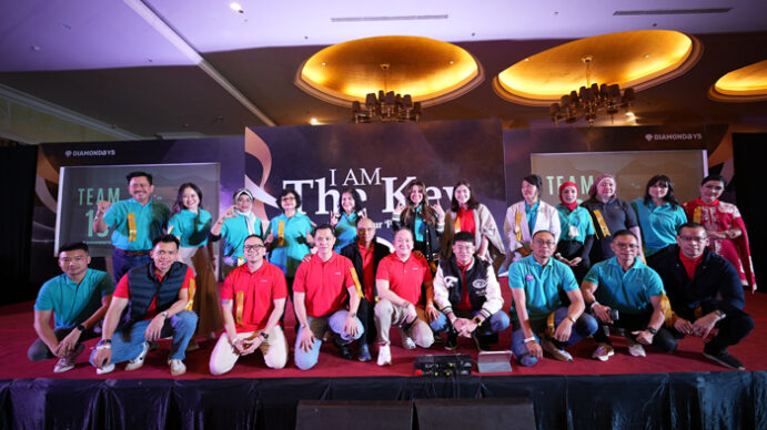 Record-Breaking Crowds Of Excited & Inspired QuiAri Leaders in ...